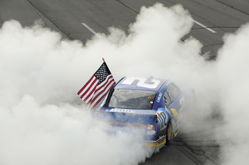 NASCAR: Broken ankle doesn’t slow Keselowski