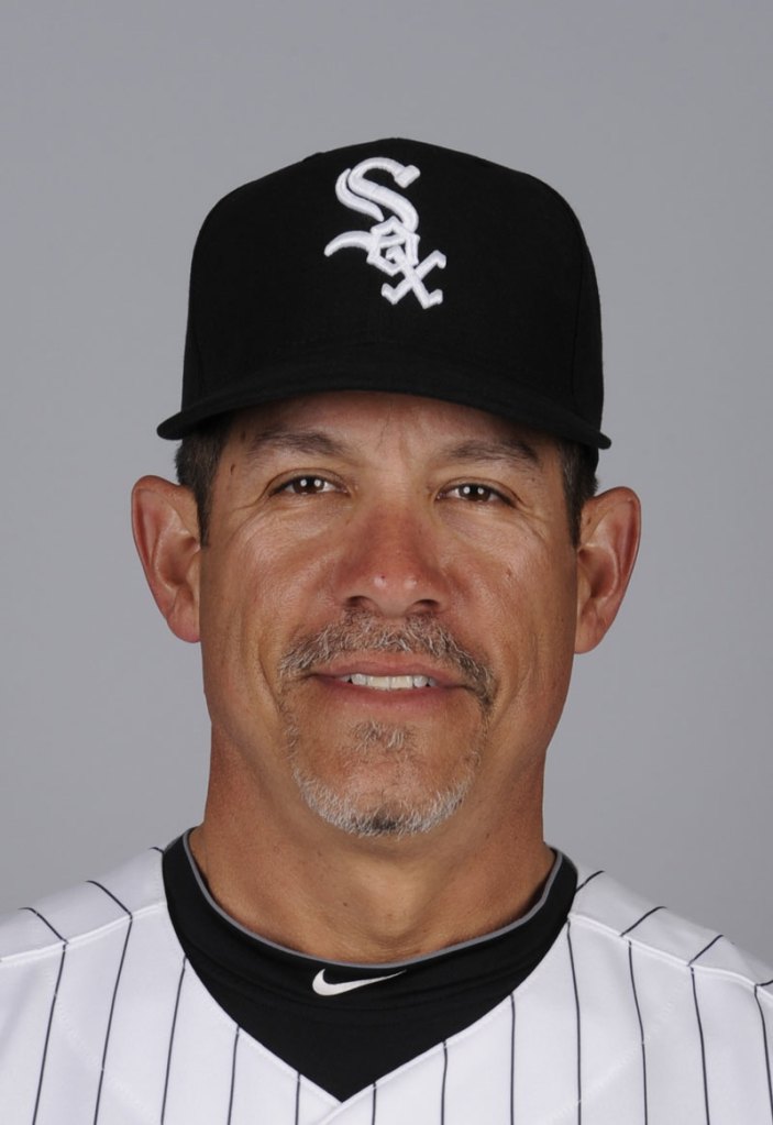 MLB: Red Sox hire Nieves as pitching coach