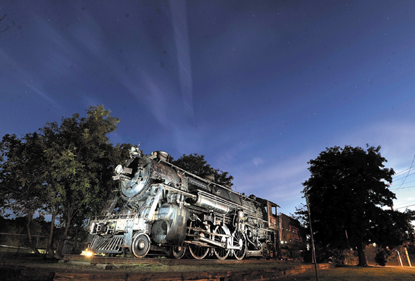 Committee gives new life to Old 470 steam locomotive restoration ...
