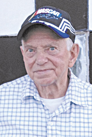 AUTO RACING: A link to the past