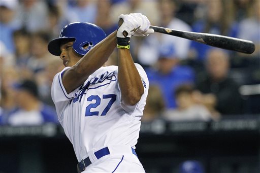 MLB: Maxwell lifts Royals by Red Sox