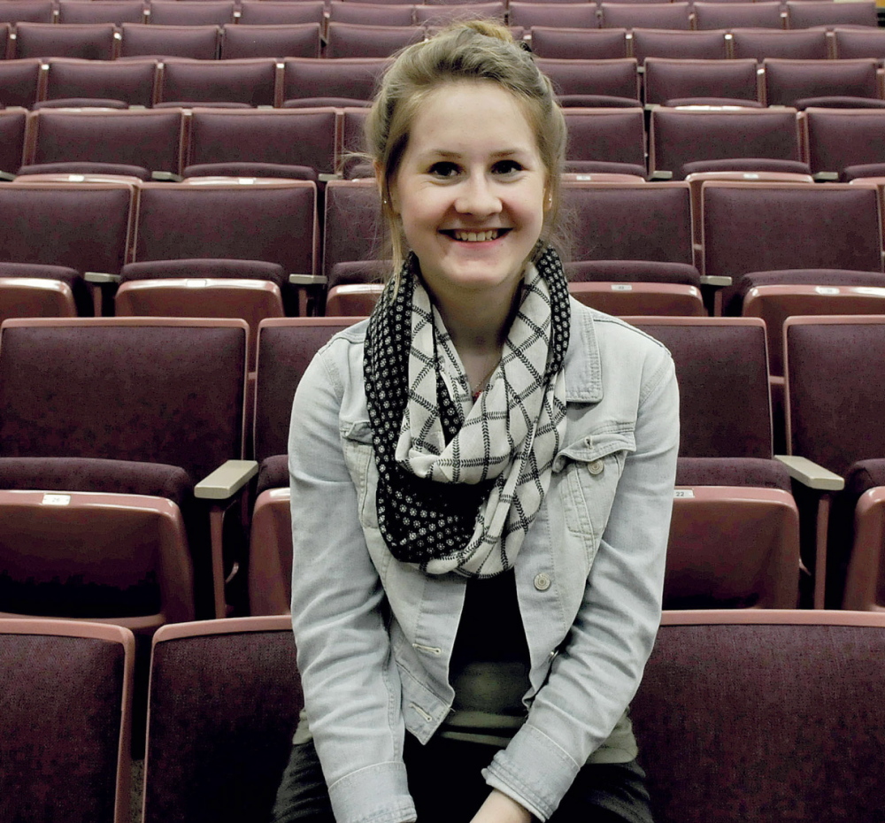 Sidney student singer pursuing her dreams