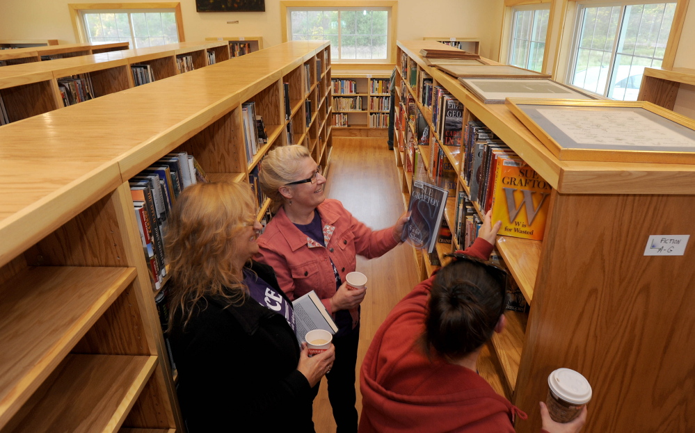 Canaan celebrates opening of new library