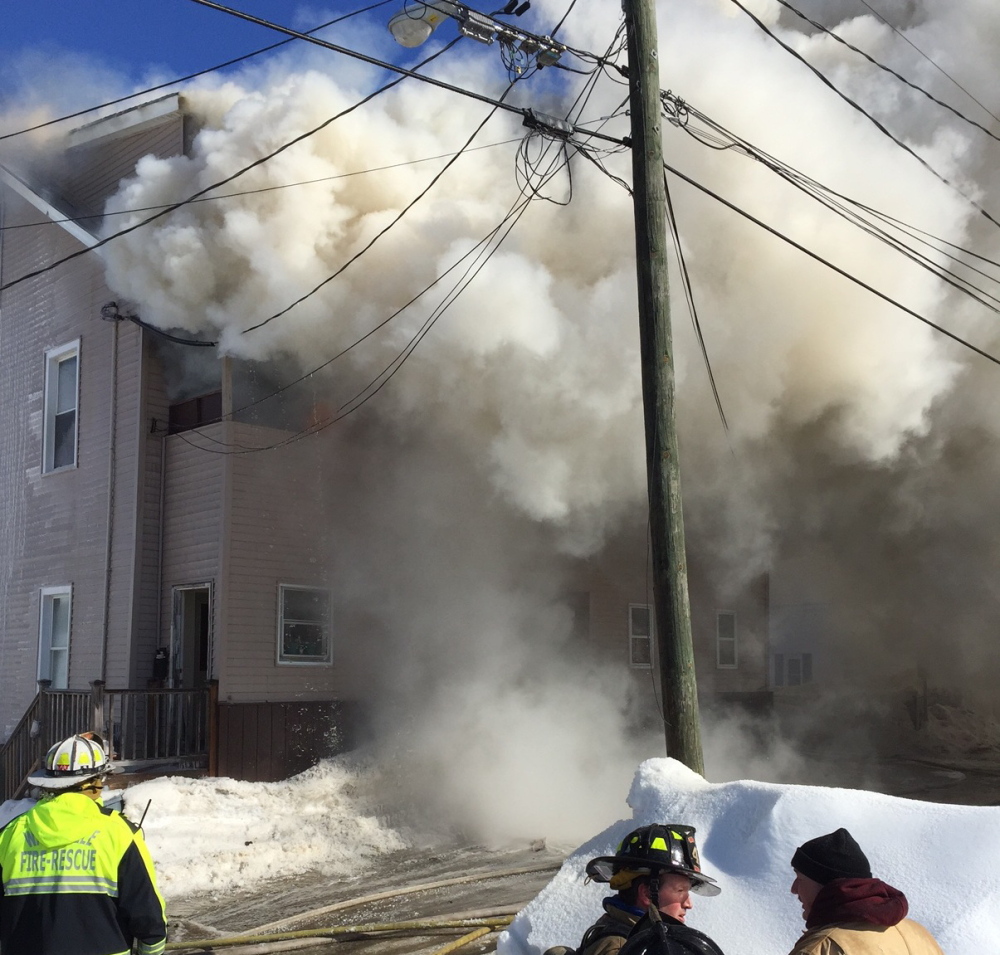 Waterville fire destroys South End apartment house