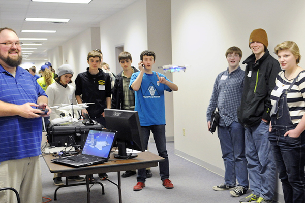 Maine’s Tech Night sparks student interest in IT