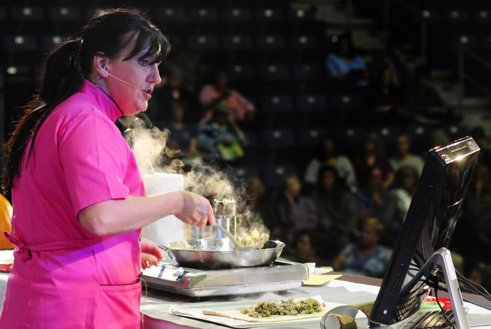 Cooking school draws hundreds to Augusta Civic Center