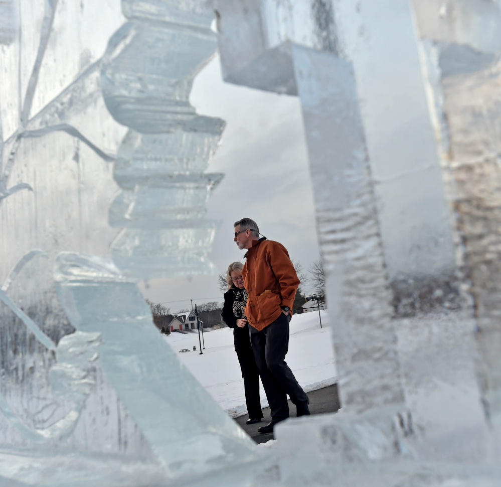 GALLERY: Thomas College ice sculpture - Kennebec Journal and Morning ...