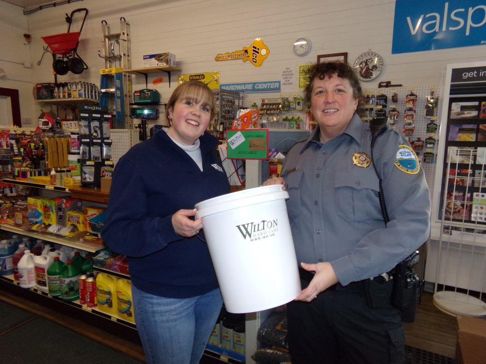 Wilton Bucket Helpers aim to prevent winter slips, falls