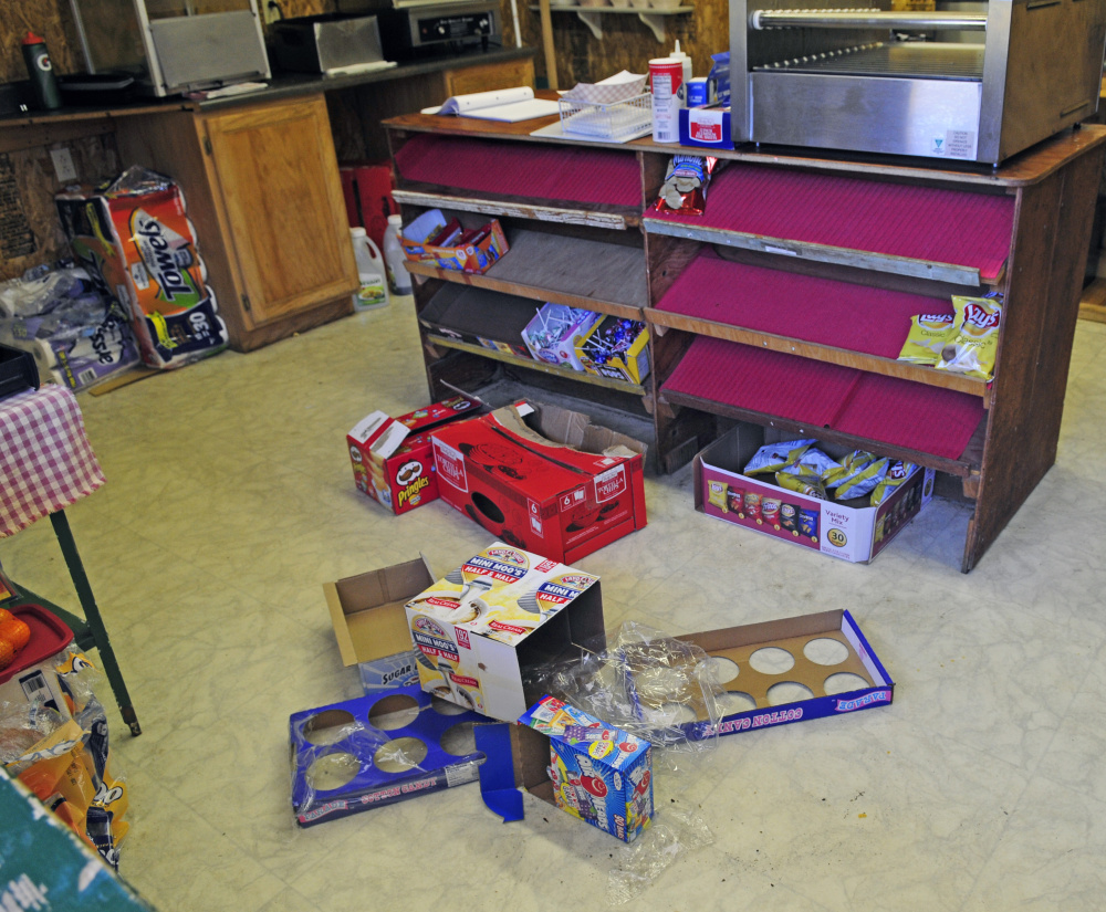 Gardiner baseball field snack shack hit by burglars