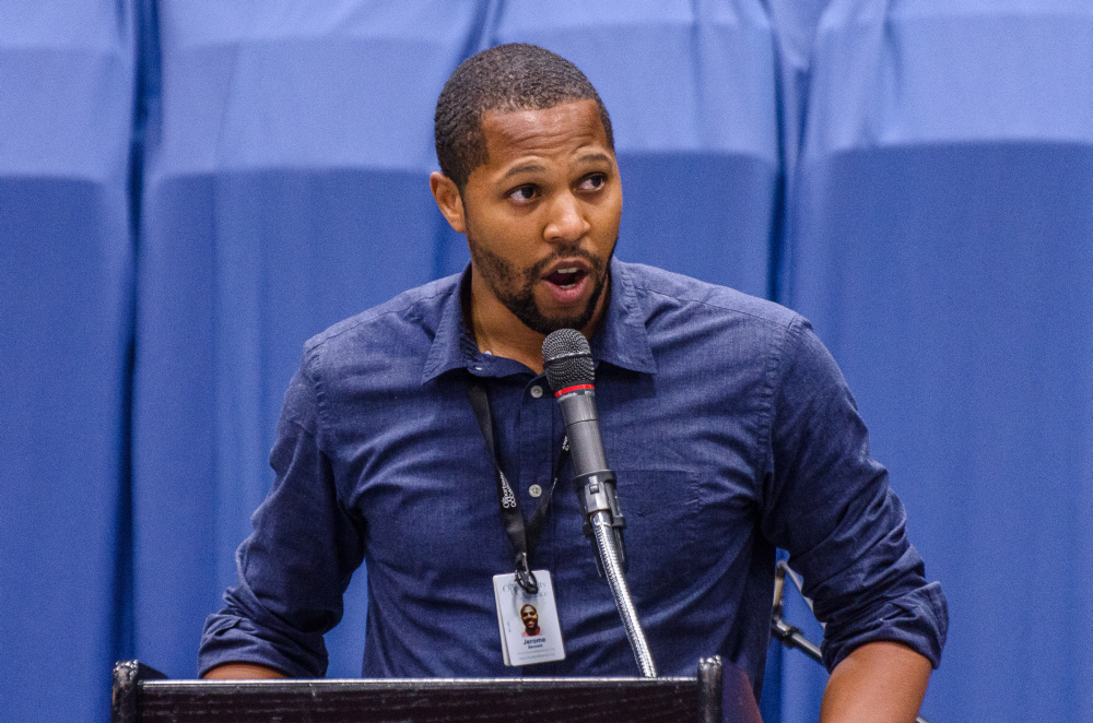 Immigrant students share their stories at civil rights conference in ...