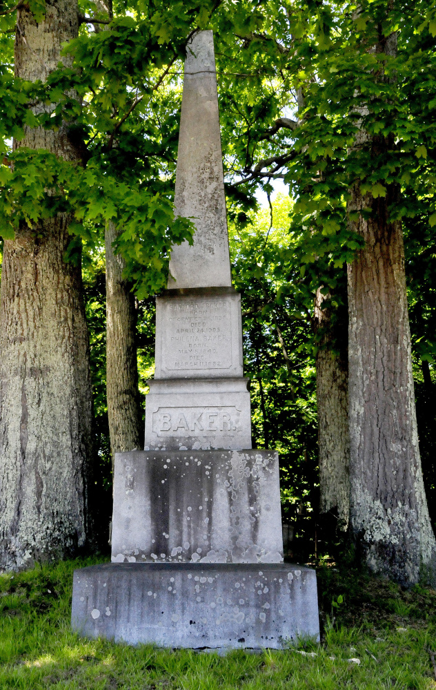 Historical oddity ‘tramp chair’ returns to Oakland for summer