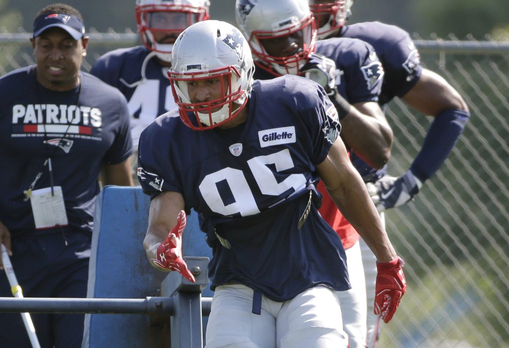 Reports: Patriots rookie Derek Rivers may have suffered season-ending ...