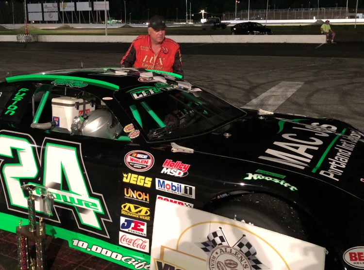 Mike Rowe wins final Oxford 250 tune-up
