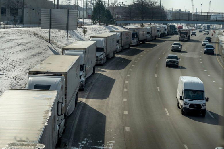 Jay Ambrose: Yes, truckers, get a vaccine
