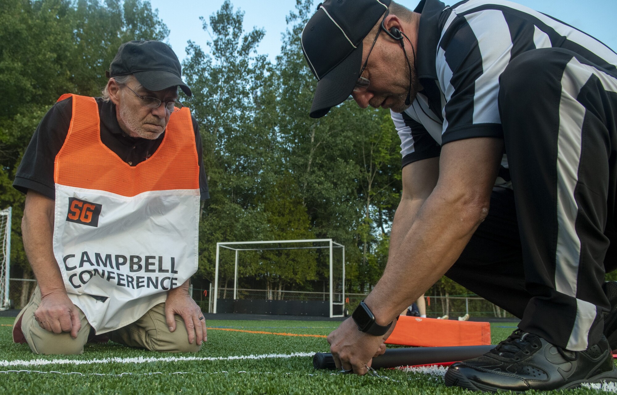 New chain-crew tradition connects Gardiner football’s past to its present
