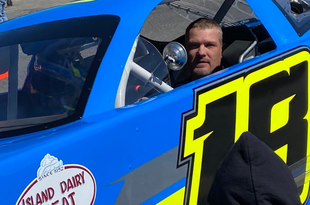 Auto Racing: Wiscasset Speedway drivers hit track for open practice