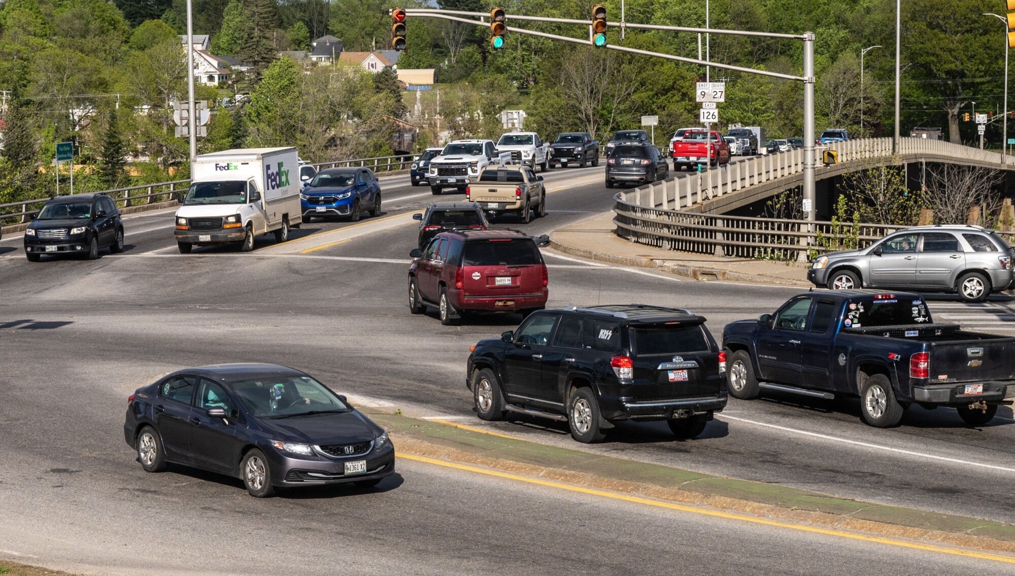 Officials outline 2024 paving project on the Gardiner-Randolph bridge