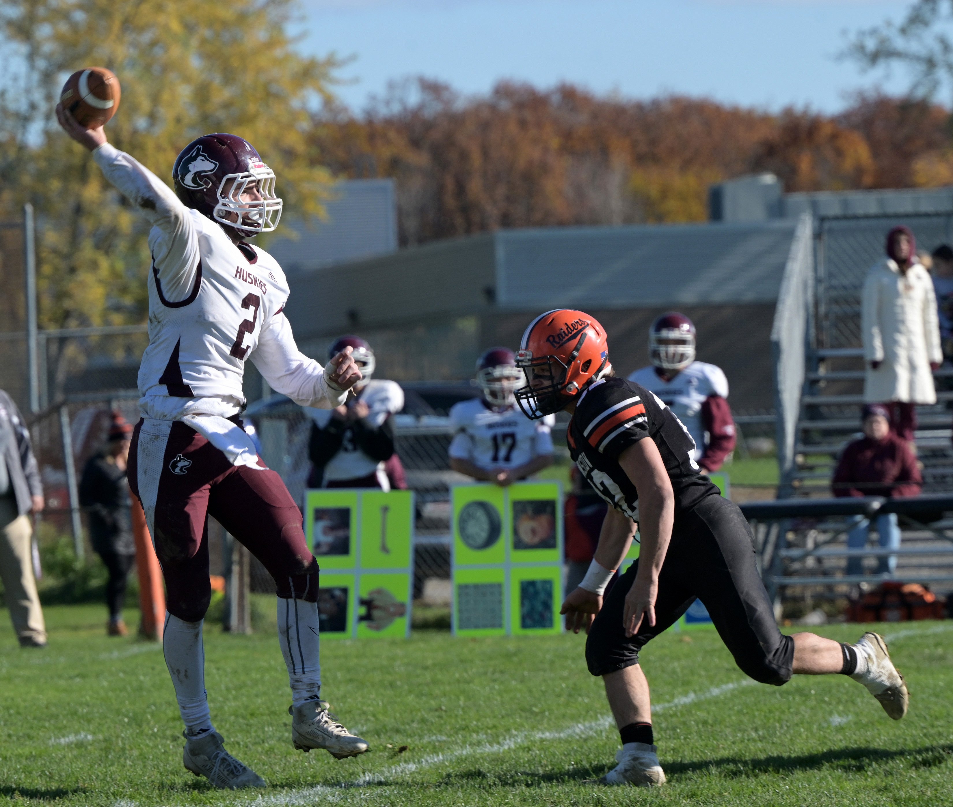 Football: Winslow rumbles past MCI in D North quarterfinal