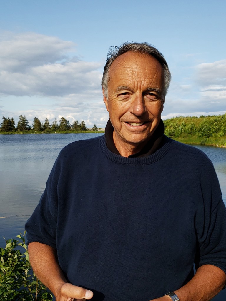 Humorist Tim Sample always looks for common thread