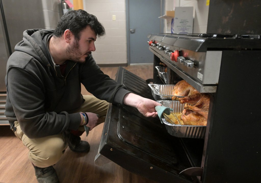 Thanksgiving meals planned for Skowhegan Community Center, other locations