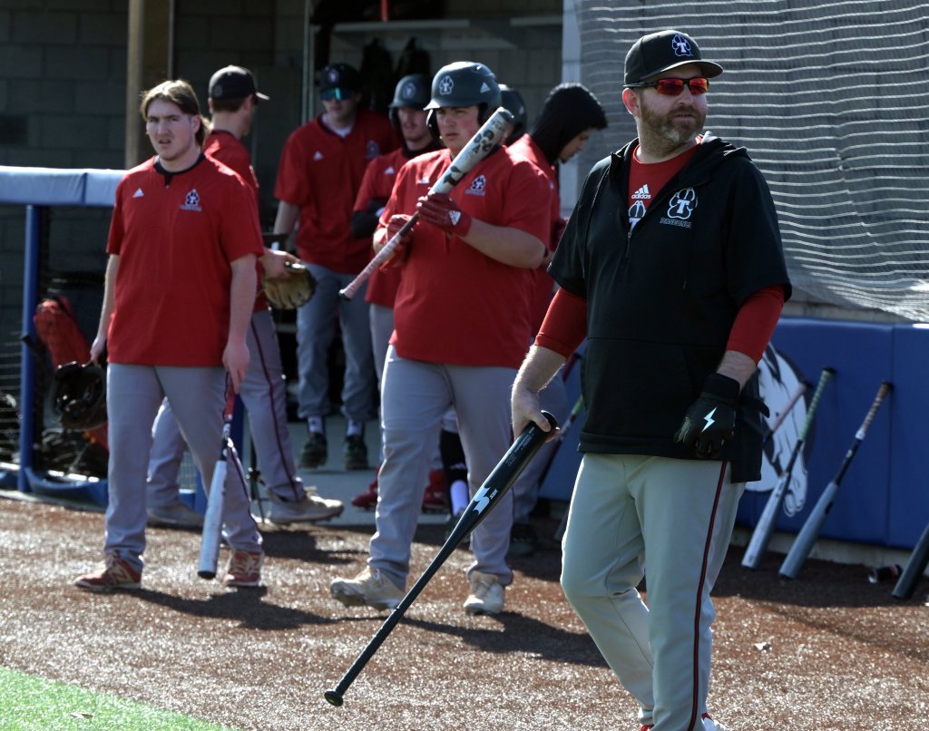 Thomas College baseball coaching staff has strong central Maine presence