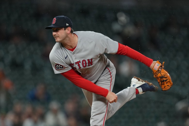 Red Sox place reliever Garrett Whitlock on IL