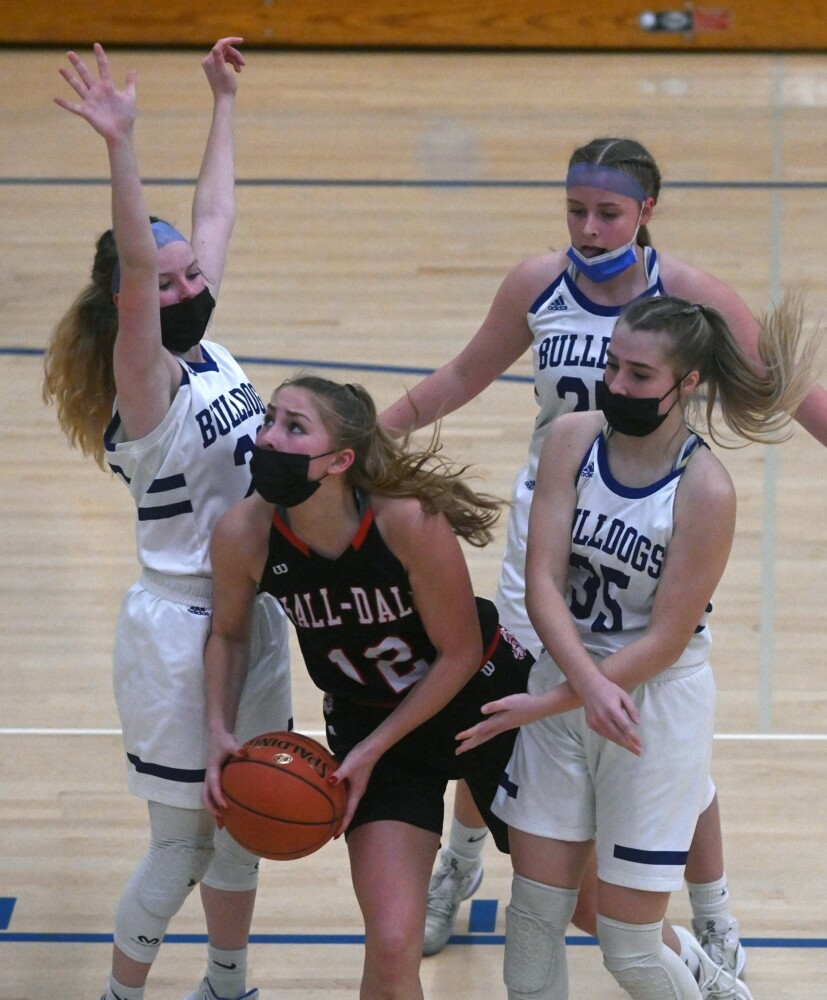 Girls basketball: Hall-Dale muscles its way past Madison