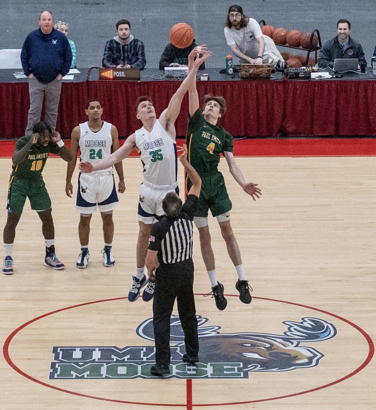 Basketball: UMaine-Augusta splits doubleheader with Paul Smith’s College